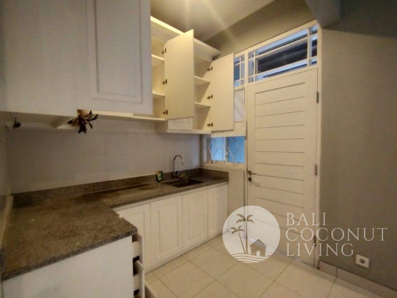 Abi House | Bali Coconut Living Property